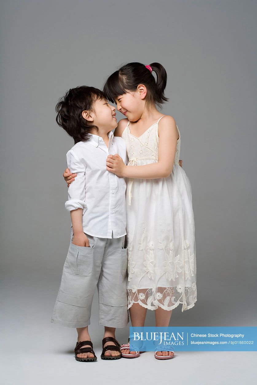 Portrait of two Chinese children-High-res stock photo for download