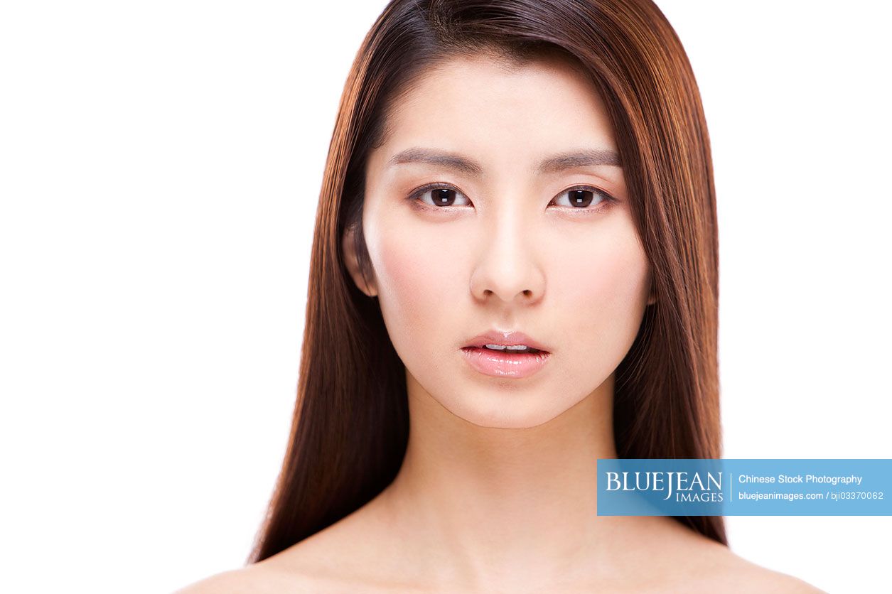 Portrait of young beautiful Chinese woman-High-res stock photo for download