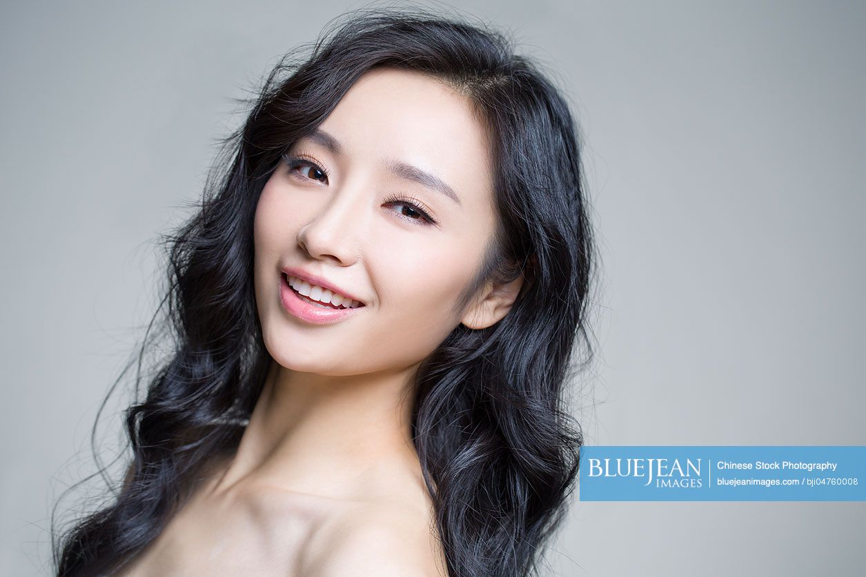 Headshot of young beautiful Chinese woman-High-res stock photo for download
