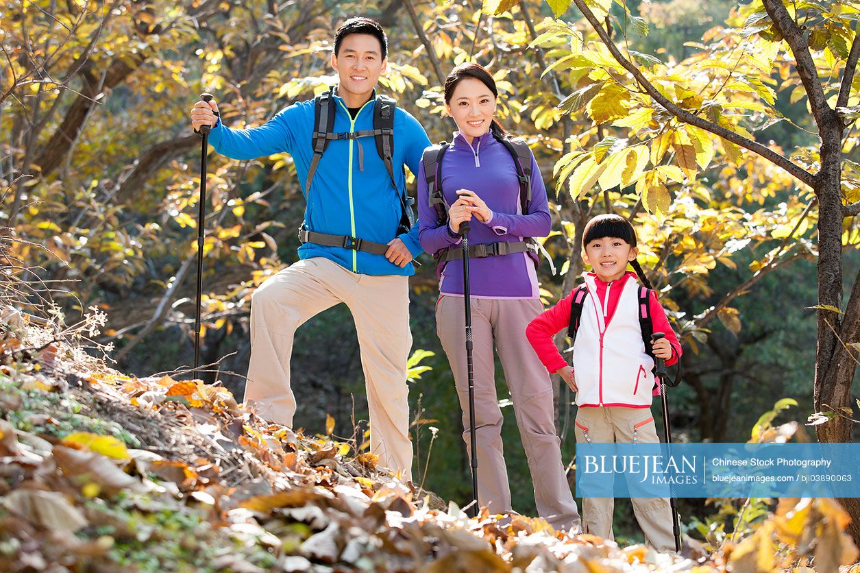 Happy Chinese father and son on a hike-High-res stock photo for download