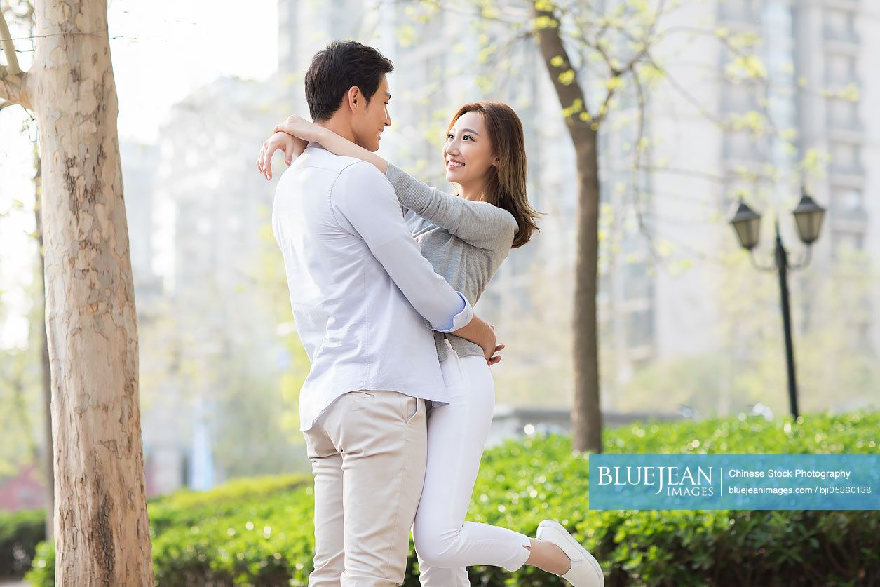 Happy young Chinese couple-High-res stock photo for download