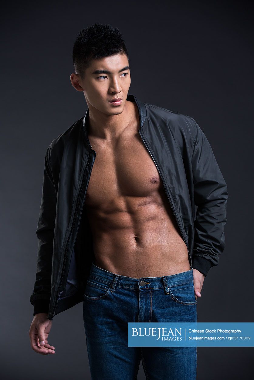 Young Chinese muscular man-High-res stock photo for download