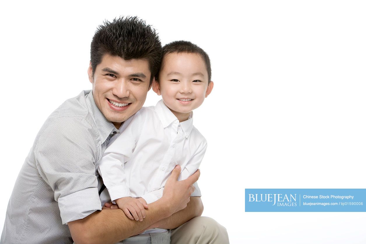 Portrait of Chinese father and son-High-res stock photo for download