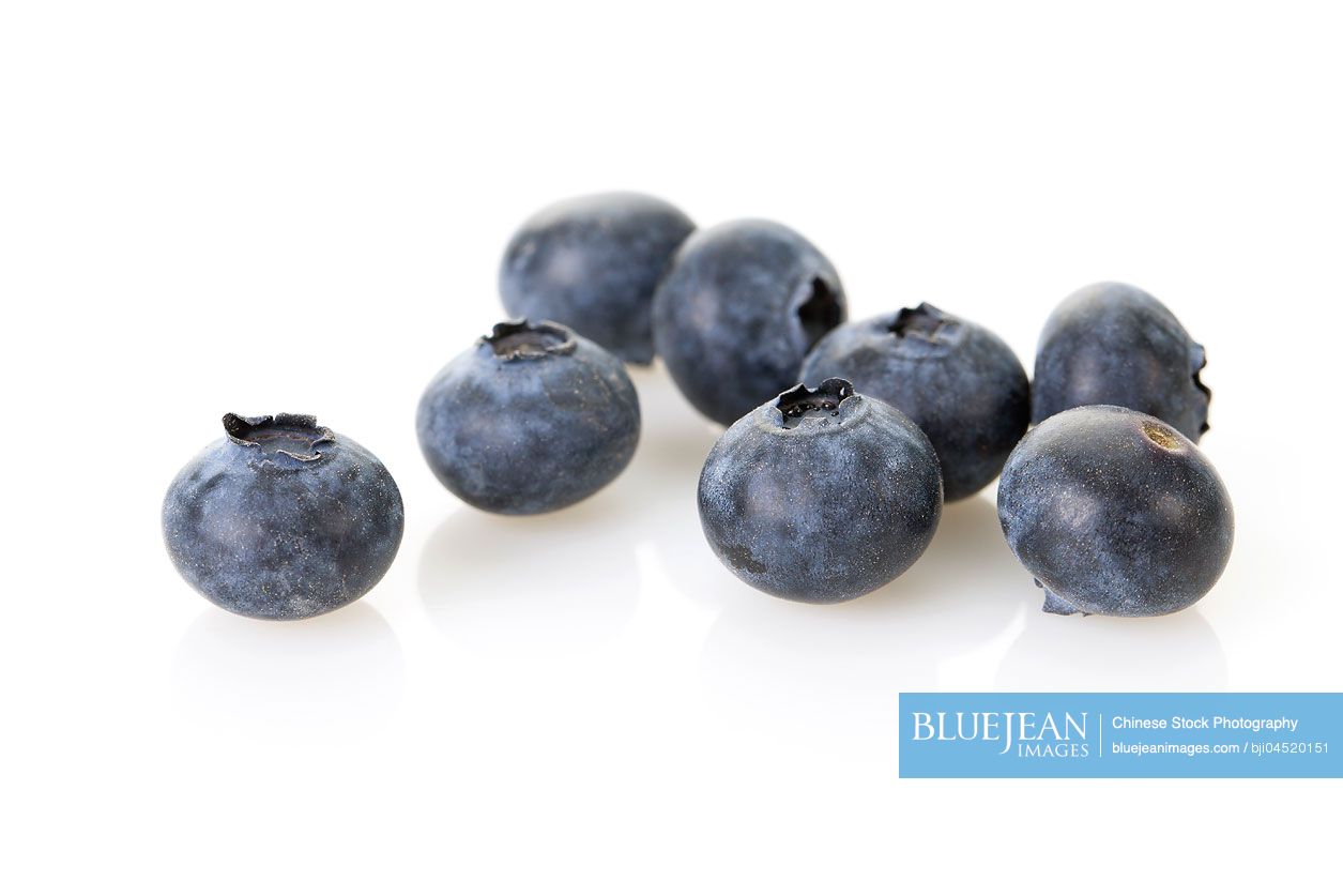 Fresh blueberries-High-res stock photo for download