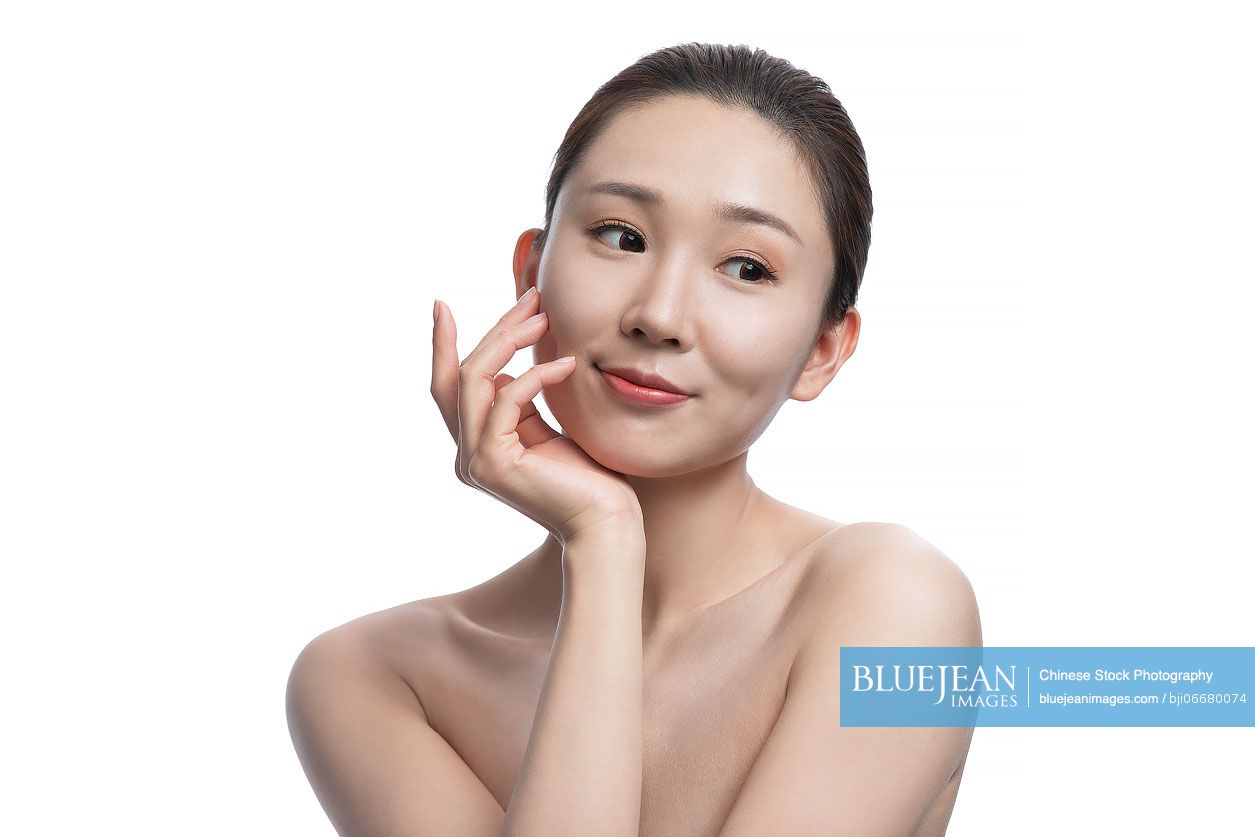 Studio shot of beautiful young Chinese woman-High-res stock photo for download
