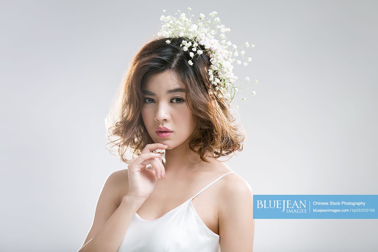 Portrait of beautiful young Chinese woman-High-res stock photo for download