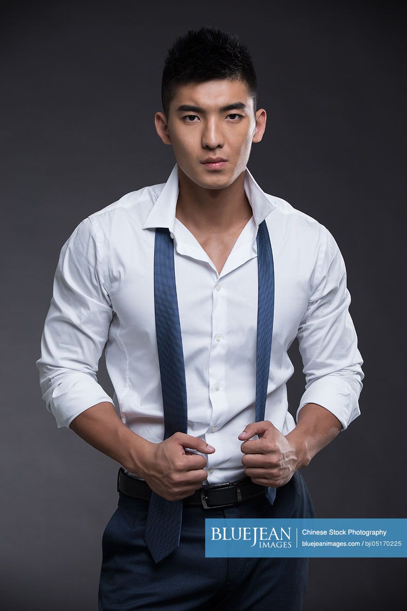 Portrait of young Chinese muscular man-High-res stock photo for download