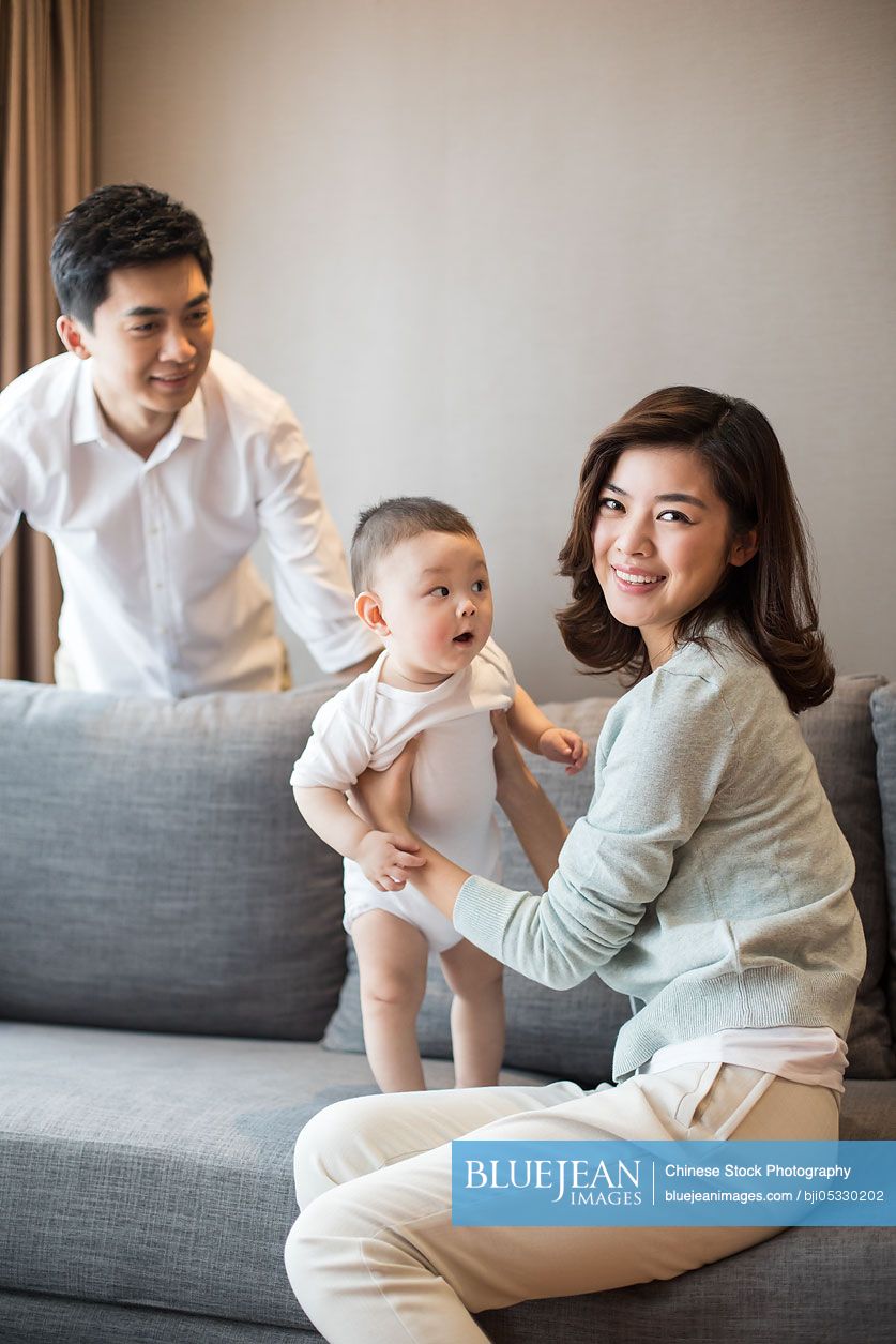 Happy young Chinese family-High-res stock photo for download