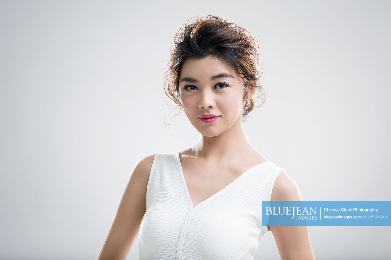 Portrait of beautiful young Chinese woman-High-res stock photo for download