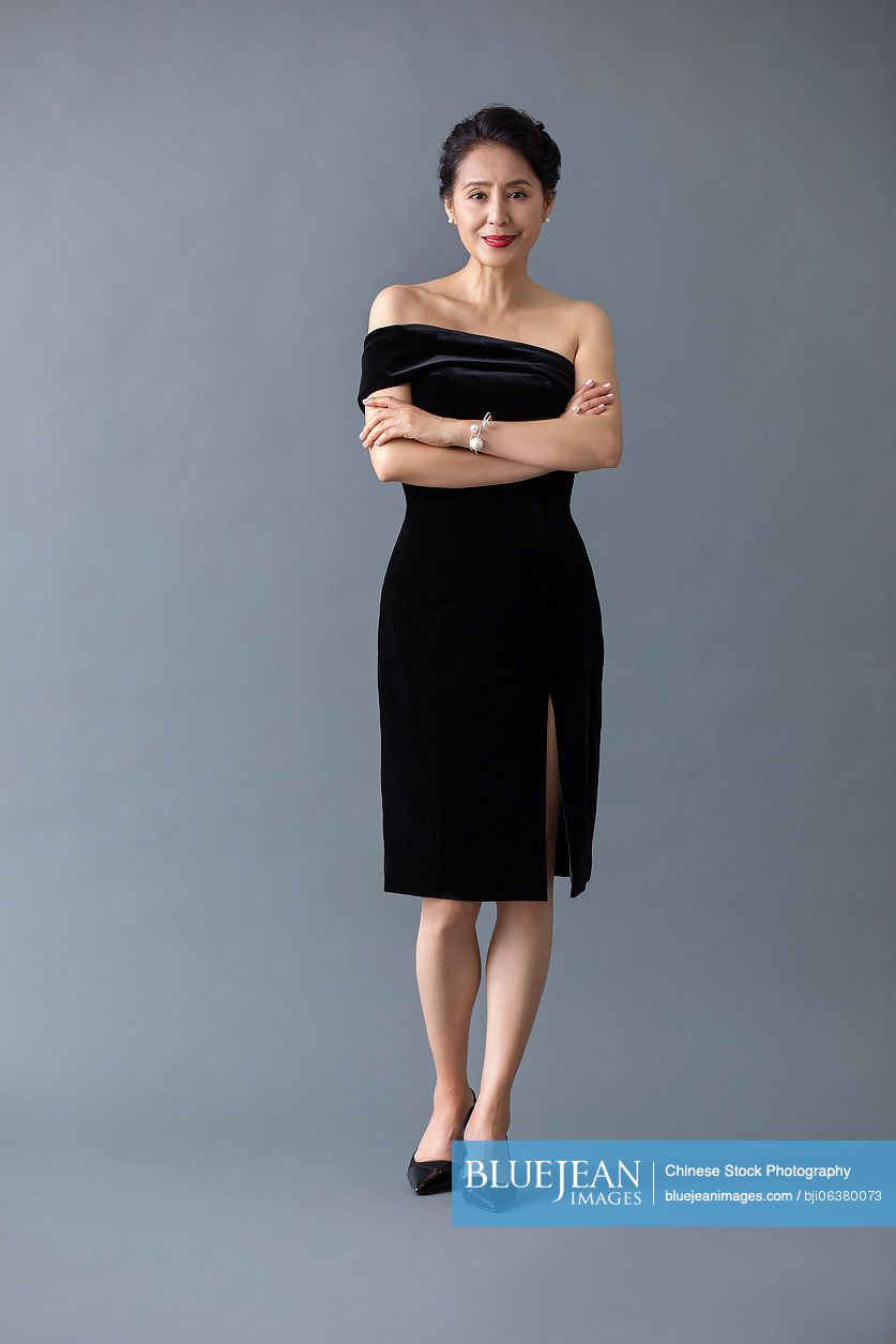 Beautiful mature Chinese woman-High-res stock photo for download