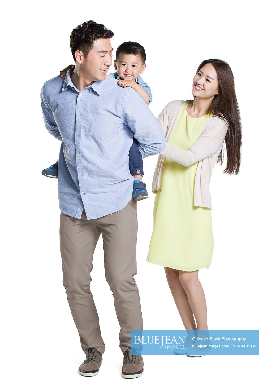 Happy young Chinese family-High-res stock photo for download