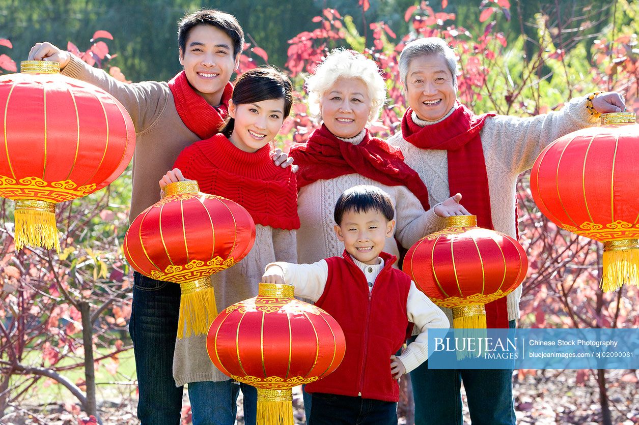 Chinese three generation family portrait with Chinese lanterns-High-res ...