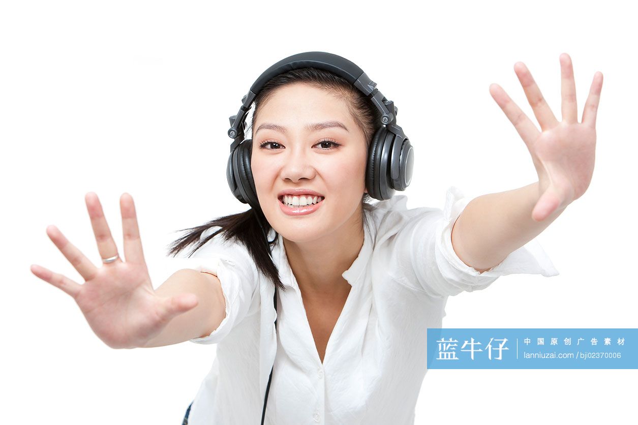 青年女子听音乐 蓝牛仔影像 中国原创广告影像素材