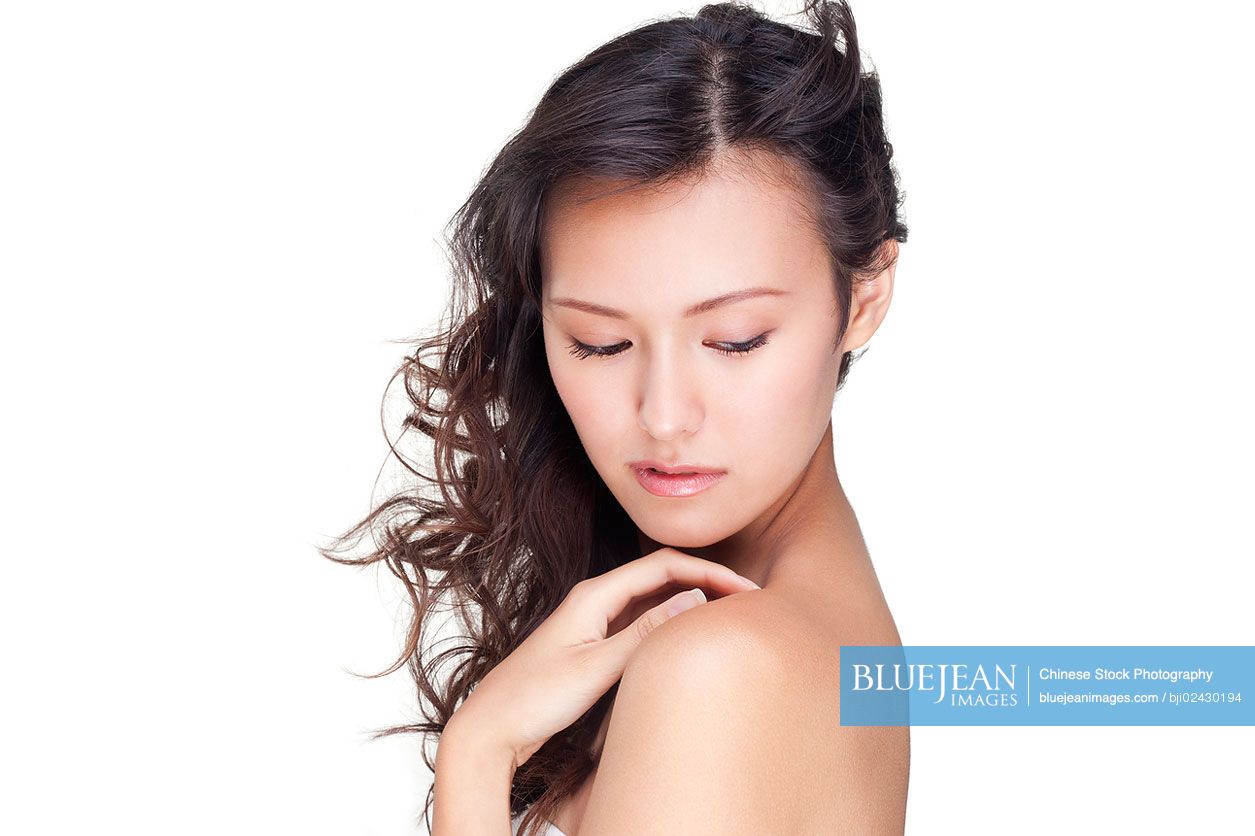 Portrait of a beautiful young Chinese woman-High-res stock photo for download