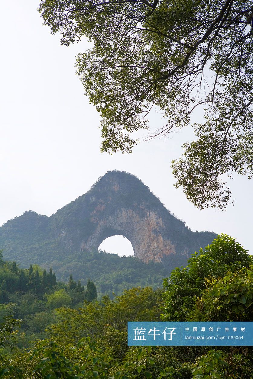 桂林月牙山-蓝牛仔影像-中国原创广告影像素材 桂林月牙山-蓝牛仔影像-中国原创广告影像素材