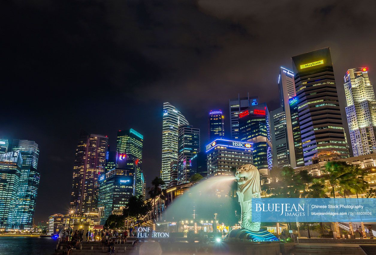 Merlion At Night