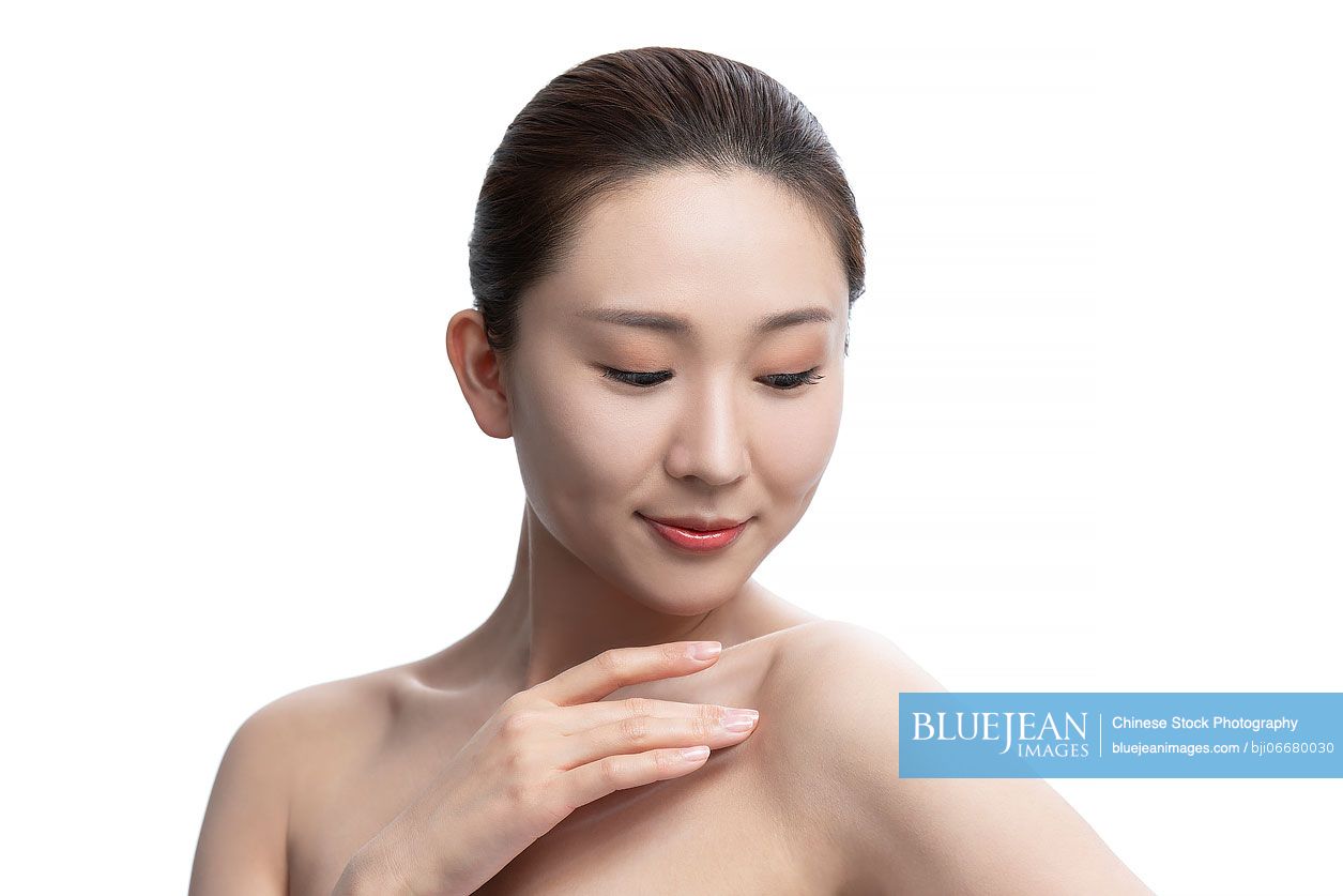 Studio shot of beautiful young Chinese woman-High-res stock photo for download