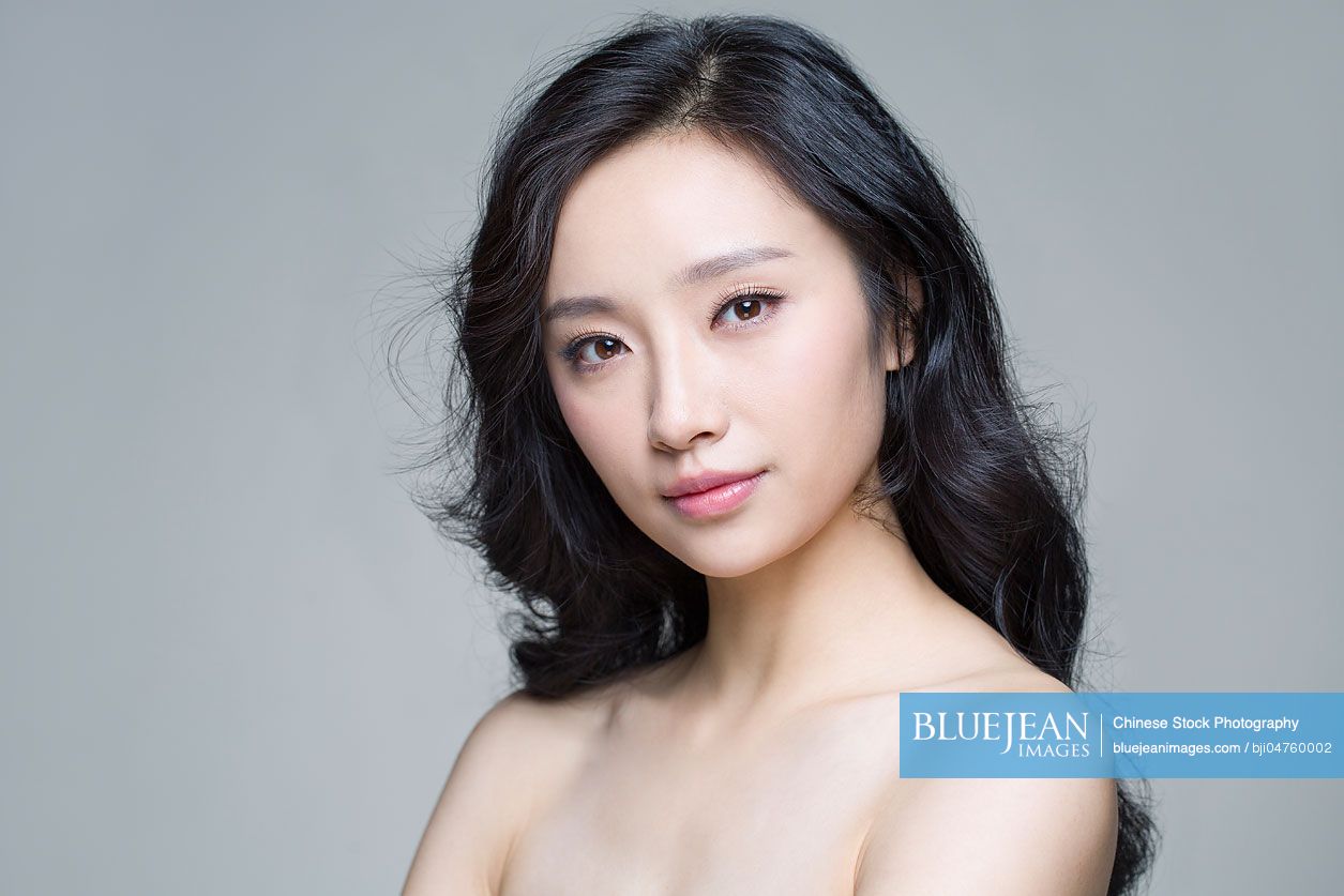 Headshot of young beautiful Chinese woman-High-res stock photo for download